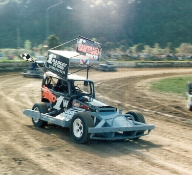 Speedway stock cars super stocks New Zealand