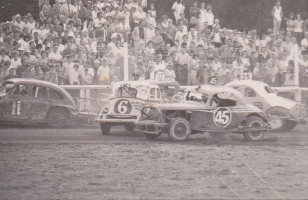 Speedway stock cars super stocks New Zealand