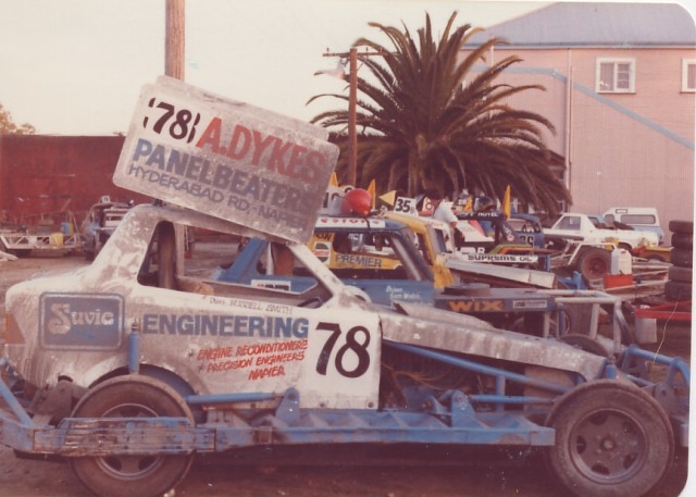 Speedway stock cars super stocks New Zealand