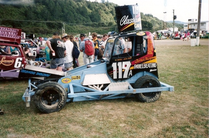 Speedway stock cars super stocks New Zealand