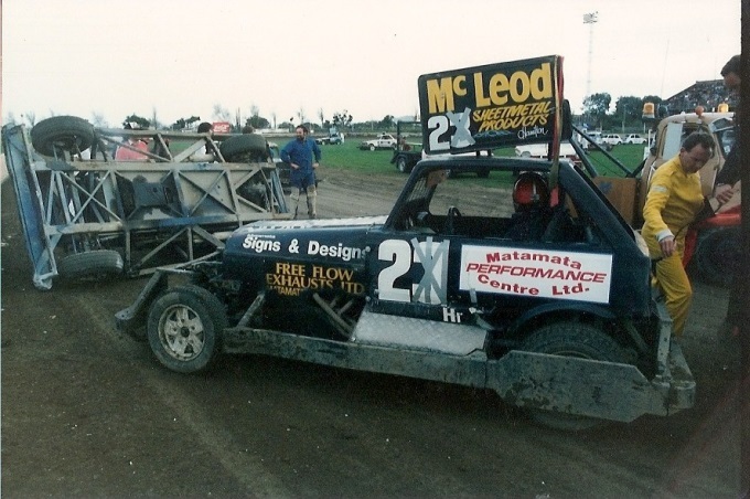 Speedway stock cars super stocks New Zealand