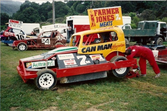 Speedway stock cars super stocks New Zealand