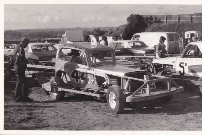 Speedway stock cars super stocks New Zealand