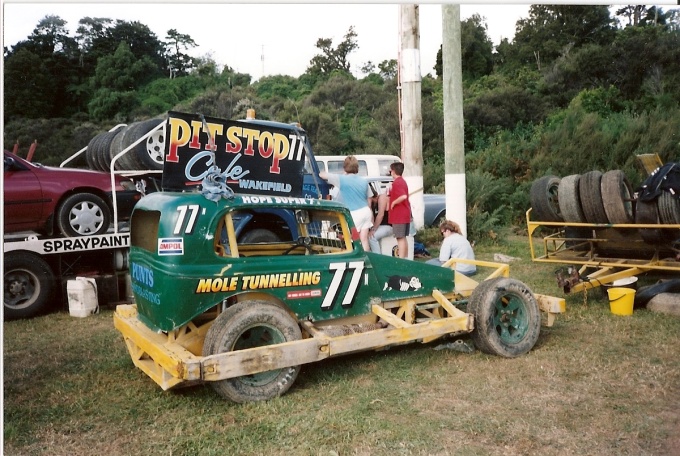 Speedway stock cars super stocks New Zealand
