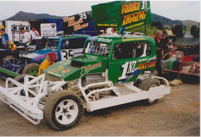 Speedway stock cars super stocks New Zealand