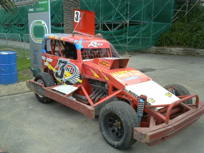 Stock car photos, Super stocks website New Zealand