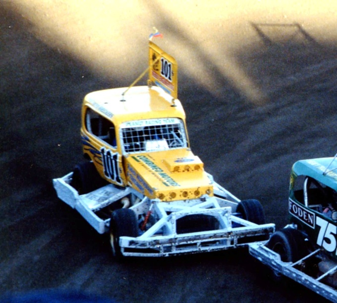 Speedway stock cars super stocks New Zealand